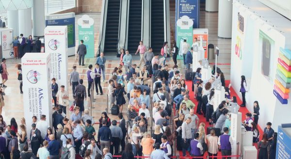 Comasia lance deux salons en Europe - Offrir International