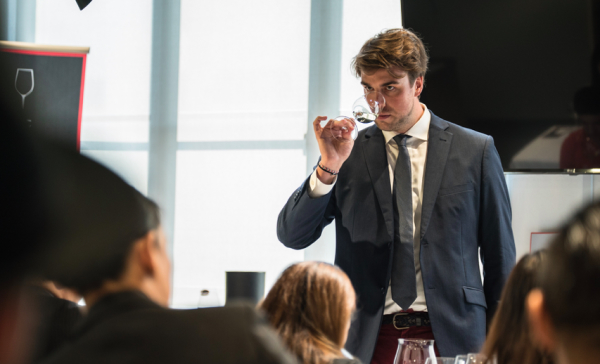 Victor Ulrich prend la direction de Riedel France - Offrir International